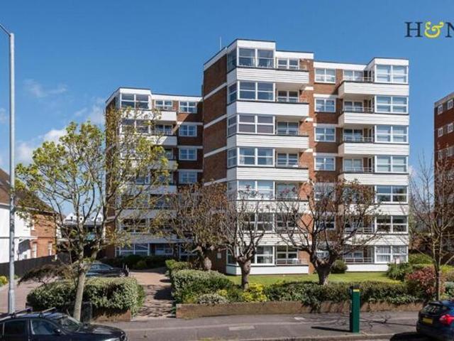 1 Bedroom Apartment Hove East Sussex 100132585