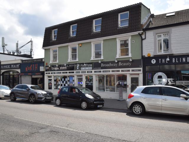 1 bedroom Apartment in the heart of Leigh on Sea with 1 Parking Space