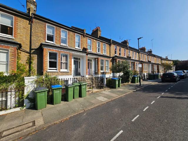 1 Bedroom Apartment, Kirkside Road, Greenwich, London