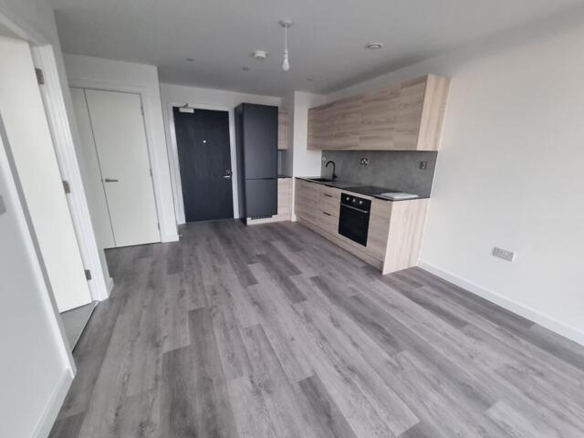 1 Bedroom Apartment Lancs Lancashire 101969300