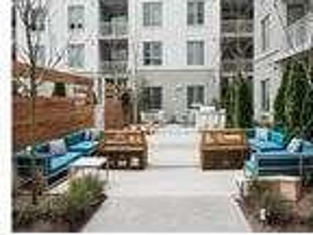 1 bedroom Apartment Large & Bright