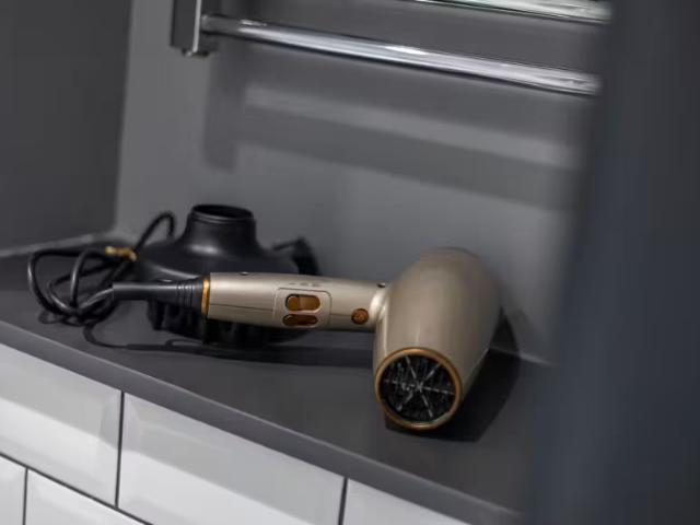 1 Bedroom Apartment Leeds Leeds LS98143279