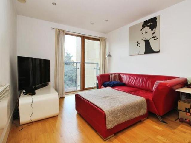 1 Bedroom Apartment Leeds Leeds LS99290522