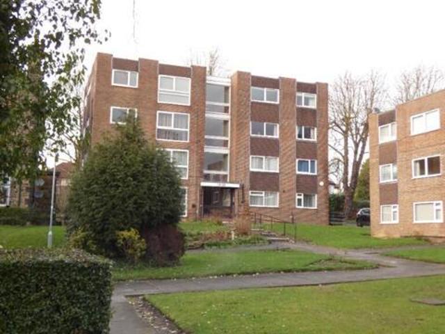 1 Bedroom Apartment Leeds Leeds 100023892