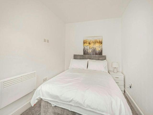 1 Bedroom Apartment Liverpool Liverpool 101587944