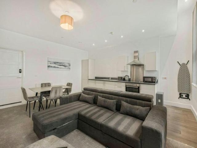 1 Bedroom Apartment Liverpool Liverpool 101587948