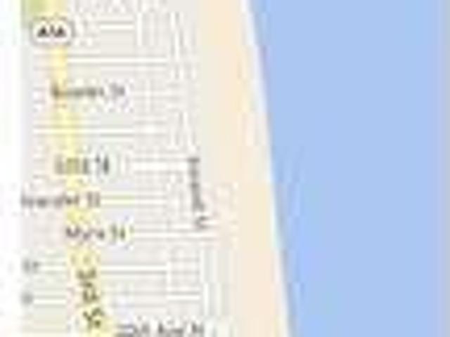 1 bedroom apartment located 1 block from the ocean