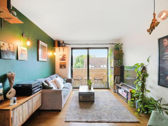 1 Bedroom Apartment London Greater London 98477751