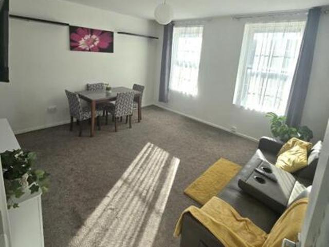 1 Bedroom Apartment London Greater London 98864738