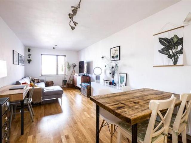 1 Bedroom Apartment London Greater London 99952243