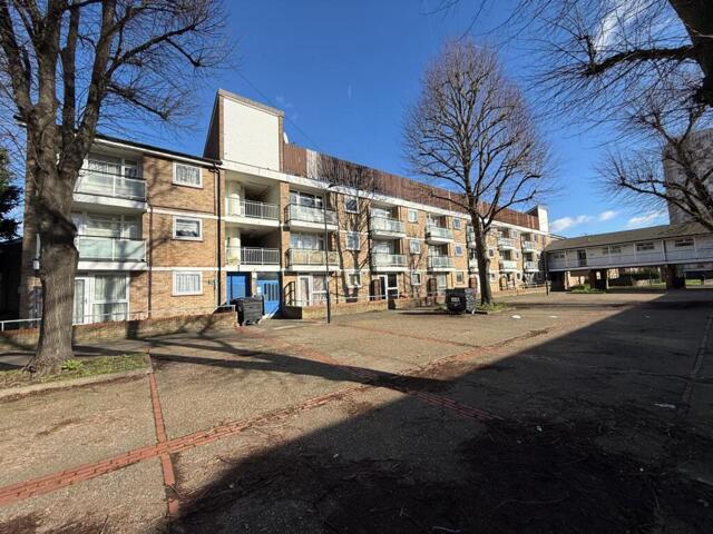 1 Bedroom Apartment London Greater London LS100426513