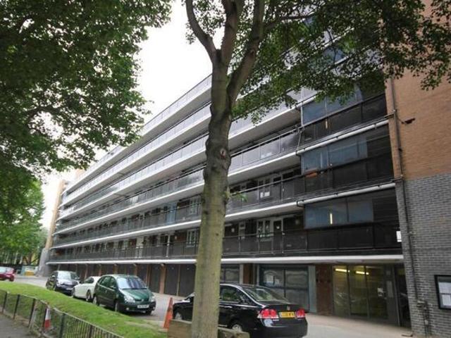 1 Bedroom Apartment London Greater London LS100502830