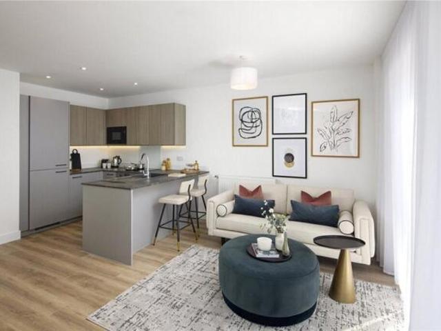 1 Bedroom Apartment London Greater London LS100503174