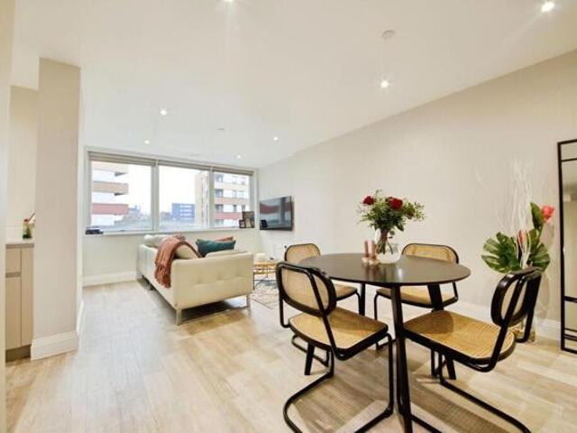 1 Bedroom Apartment London Greater London LS100503534
