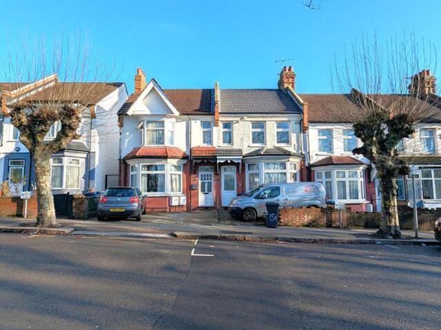 1 Bedroom Apartment London Greater London LS101231789