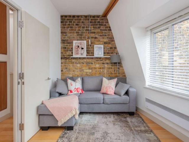 1 Bedroom Apartment London London 101775971