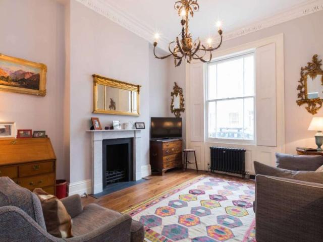 1 Bedroom Apartment London London 101805812
