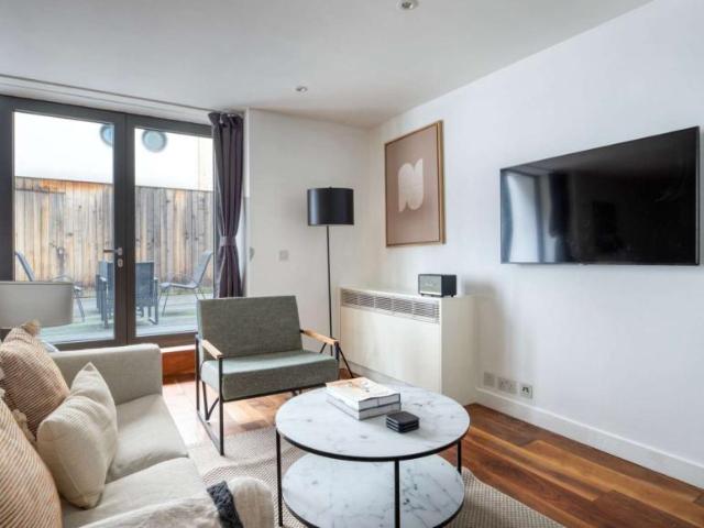 1 Bedroom Apartment London London 101807752