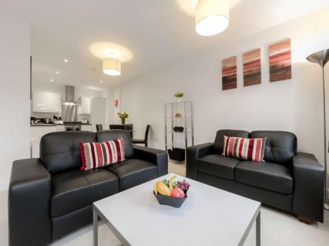 1 Bedroom Apartment London London 101816418