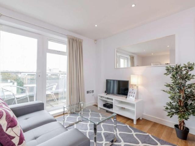 1 Bedroom Apartment London London 101817891