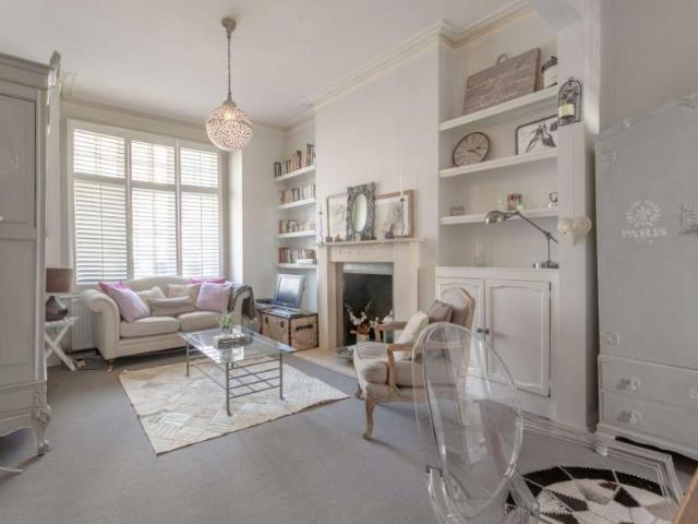 1 Bedroom Apartment London London 101818304
