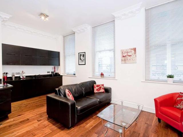 1 Bedroom Apartment London London 101837066