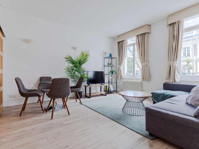1 Bedroom Apartment London London 101837986