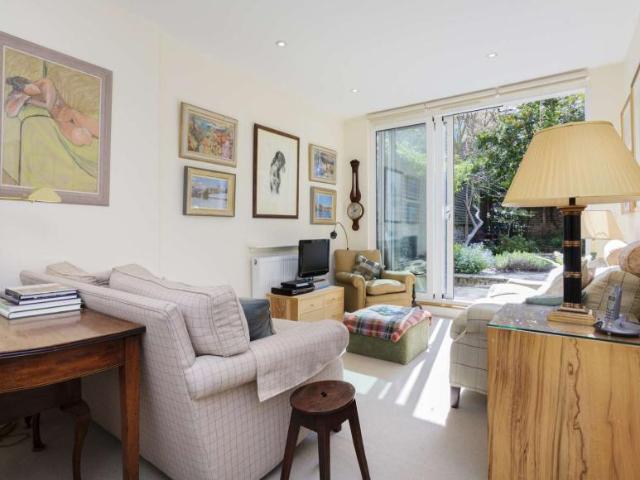 1 Bedroom Apartment London London 101845821