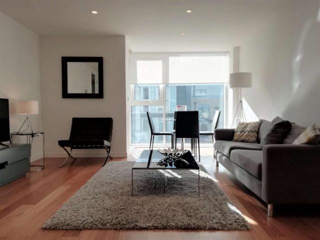 1 Bedroom Apartment London London 101846546