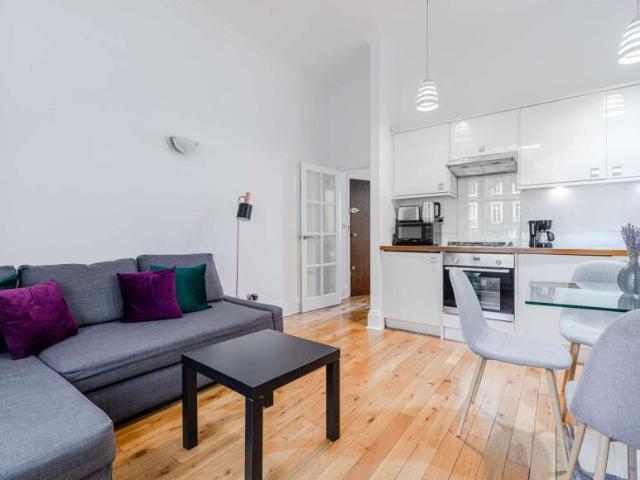 1 Bedroom Apartment London London 101852956