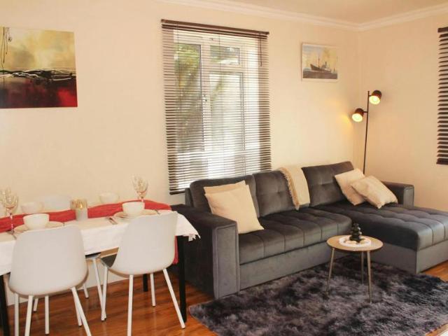 1 Bedroom Apartment London London 102847581