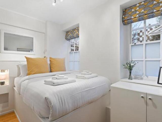 1 Bedroom Apartment London London 103486056