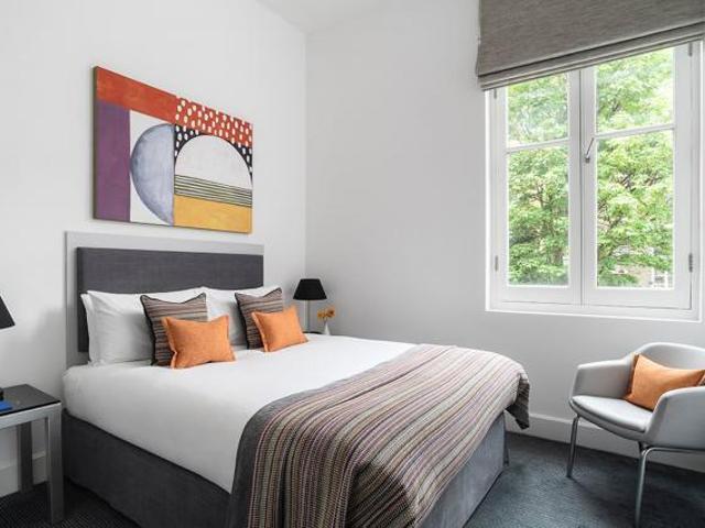 1 Bedroom Apartment London London 65826072