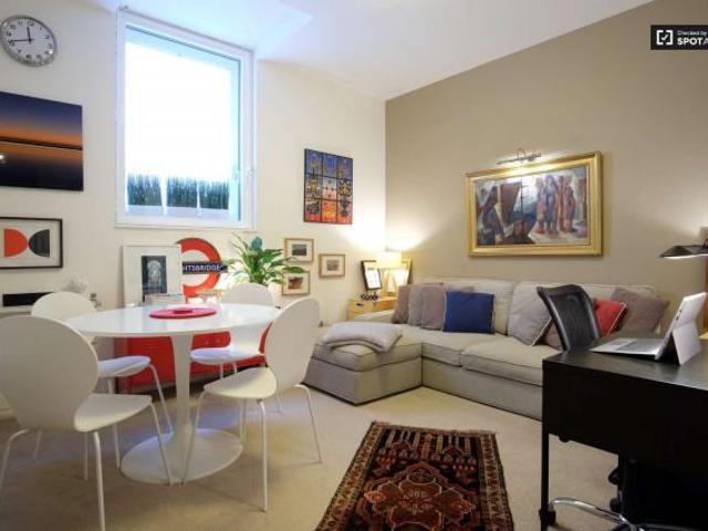 1 Bedroom Apartment London London 80490909