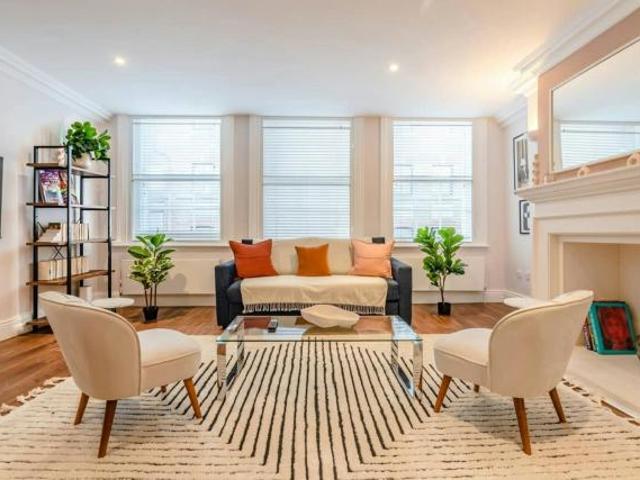 1 Bedroom Apartment London London 82593875