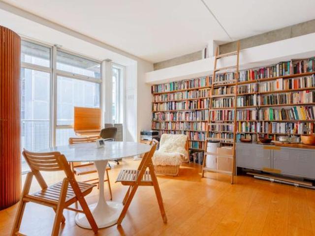 1 Bedroom Apartment London London 85481263