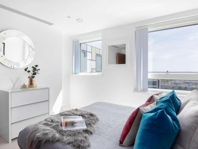 1 Bedroom Apartment London London 85113874