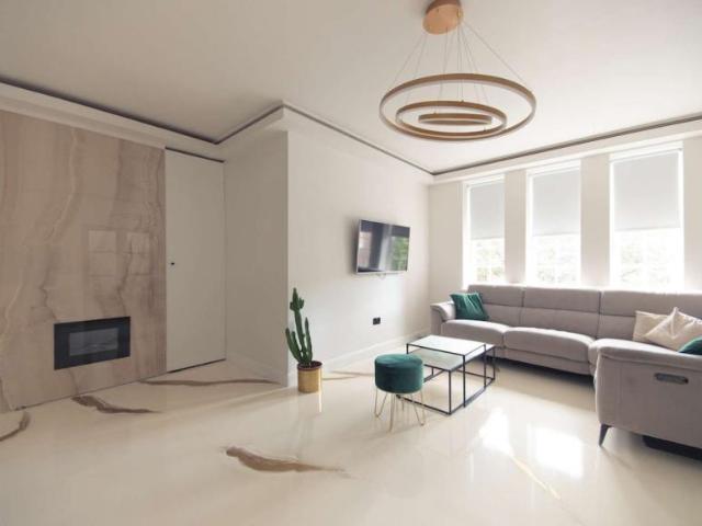 1 Bedroom Apartment London London 90929117