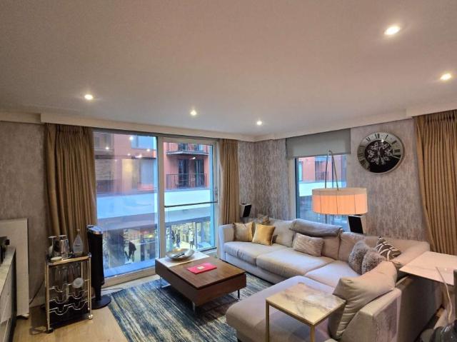 1 Bedroom Apartment London London 91757563
