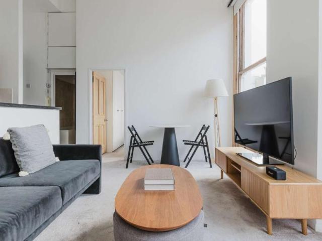 1 Bedroom Apartment London London 95626501