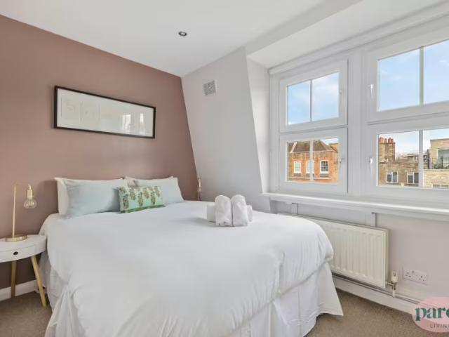 1 Bedroom Apartment London London 96887683