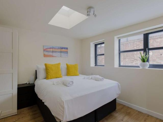1 Bedroom Apartment London London 96212109