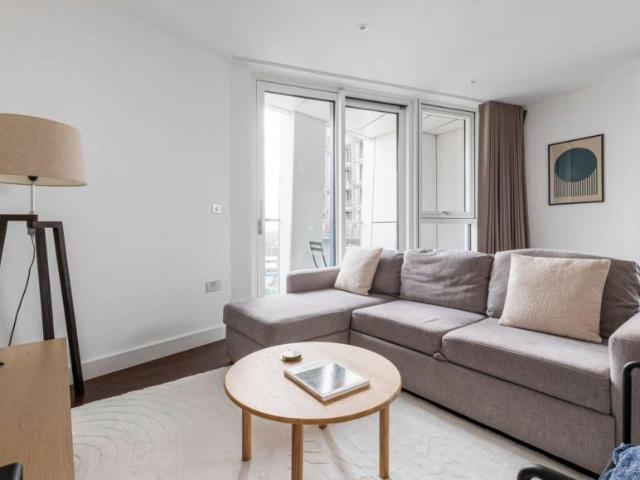 1 Bedroom Apartment London London 97428559