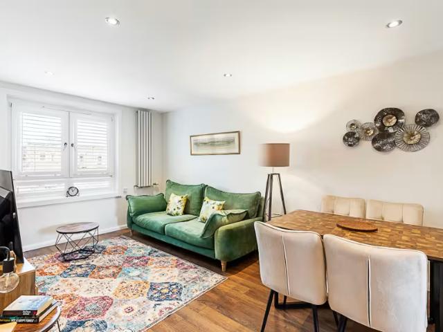 1 Bedroom Apartment London London 98754634