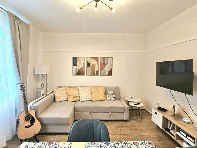 1 Bedroom Apartment London London LS82464431