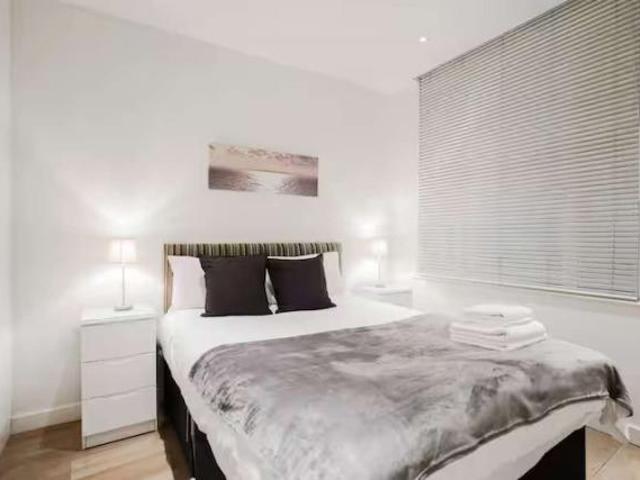 1 Bedroom Apartment London London LS88631191