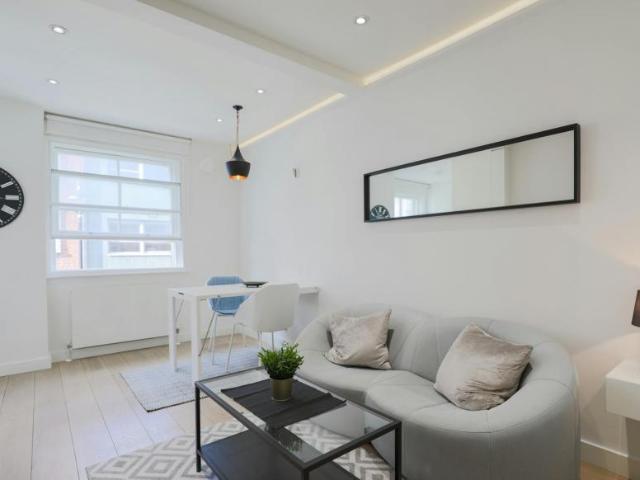 1 Bedroom Apartment London London LS89599314
