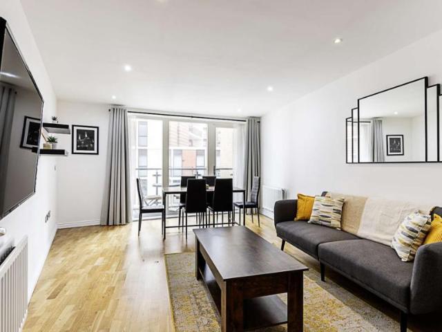 1 Bedroom Apartment London London LS93053386