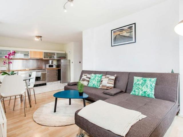 1 Bedroom Apartment London London LS94498194
