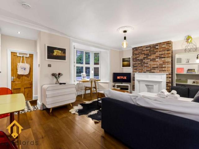 1 Bedroom Apartment London London LS101731508